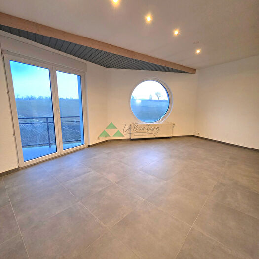 Appartement à louer - Hégenheim - 3 pièces - 2 chambres