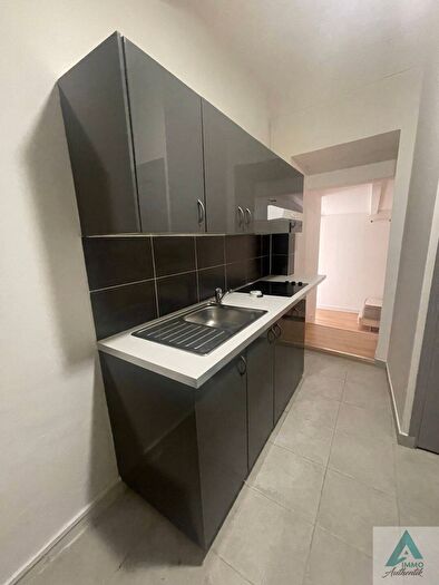 Appartement 1 pièce à louer - Auriol