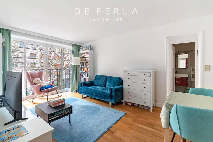 Appartement à vendre - Paris e , Pernety - 3 pièces - 2 chambres