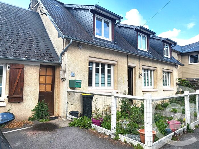 Maison à vendre - Thiberville - 7 pièces - 5 chambres