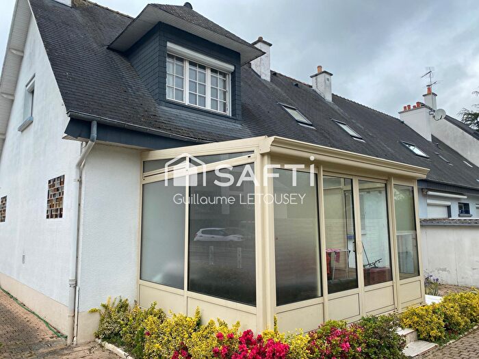 Maison à vendre - Quartiers Sud-Est, Francisco Ferrer - 6 pièces - 3 chambres