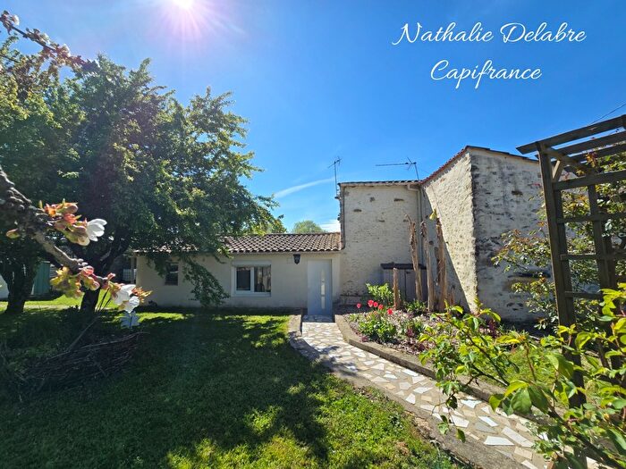 Maison à vendre - Augé - 4 pièces - 2 chambres