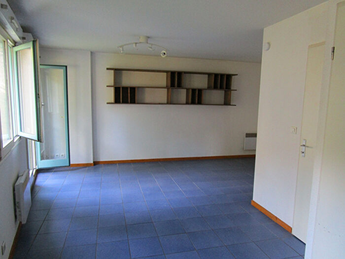 Appartement 1 pièce à louer à Besançon, Battant