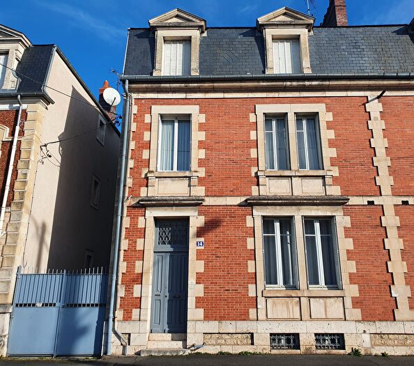 Maison à vendre - Bourges - 5 pièces - 4 chambres