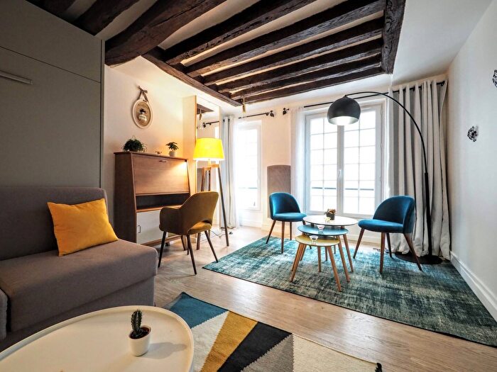 Appartement à louer - Saint Merri, Paris ème arrondissement - 1 pièce