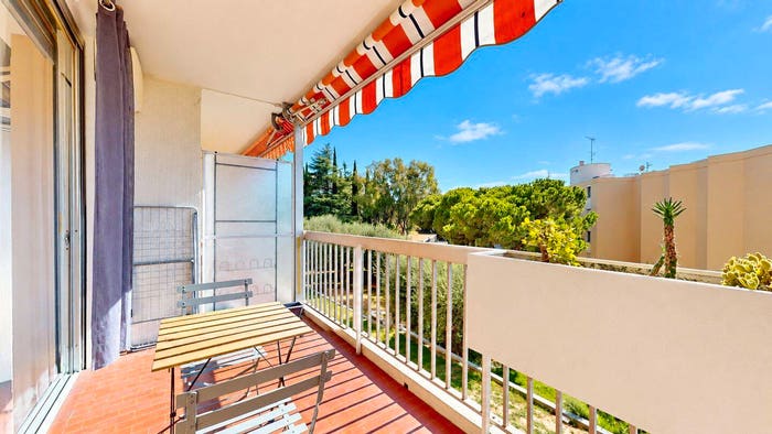 Caucade, Sainte Marguerite, Nice : Appartement 1 pièce à louer
