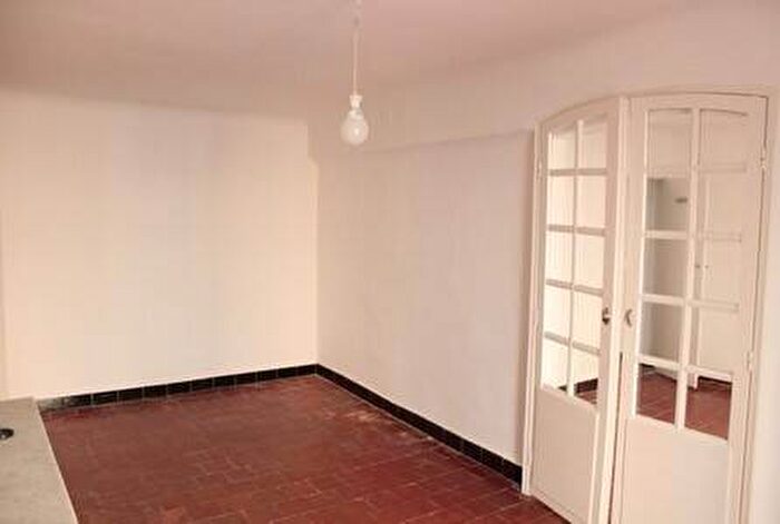 Appartement à louer - Centre Ville, Aix-en-Provence - 2 pièces - 1 chambre