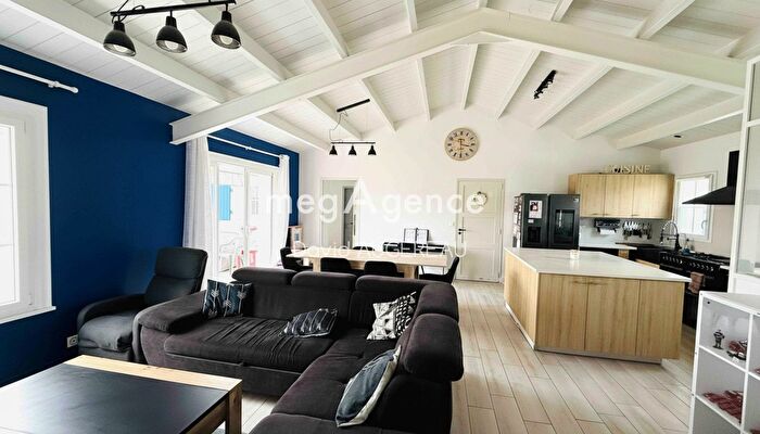 Lîle-dYeu, Ker Pierre Borny, Ker Châlon, Ker Bossy, Ker Chauvineau : Maison 6 pièces à vendre