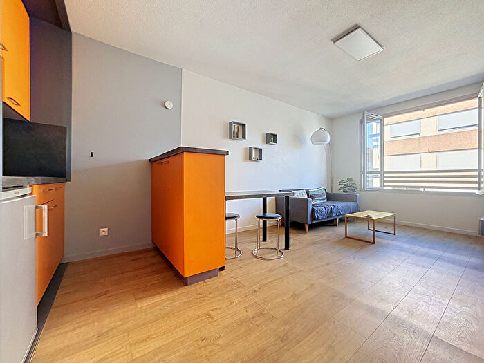 Villeurbanne, République, Tolstoi : Appartement 3 pièces à vendre