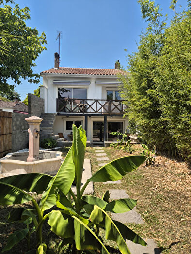 Maison 4 pièces à Sauveterre-de-Guyenne, à vendre