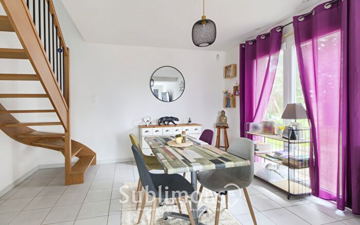 Maison à vendre - Plescop - 5 pièces - 4 chambres