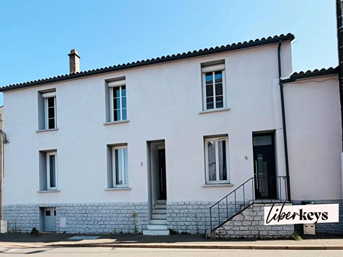 La Châtaigneraie - Maison 8 pièces à vendre