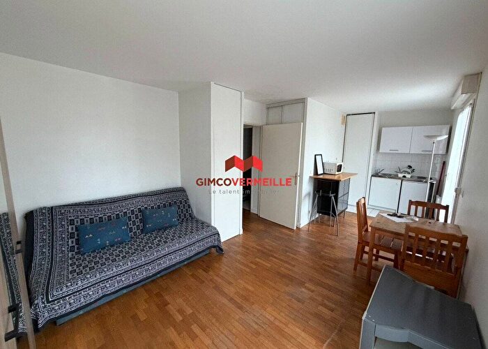 Appartement à louer - Bord de Seine-Closeaux, Rueil-Malmaison - 1 pièce