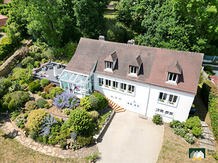 Maison 8 pièces à Chartres, à vendre