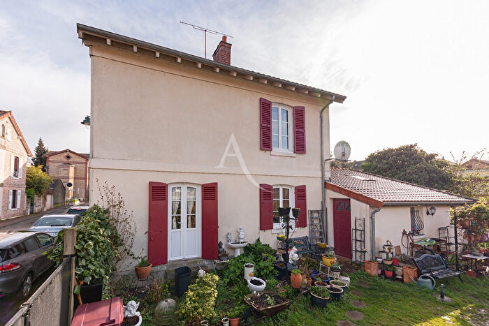 Maison à vendre - Noisiel, Ville ancienne - 4 pièces - 3 chambres