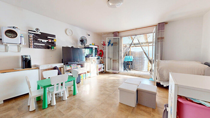 Appartement 3 pièces à vendre - Bobigny, Centre-ville