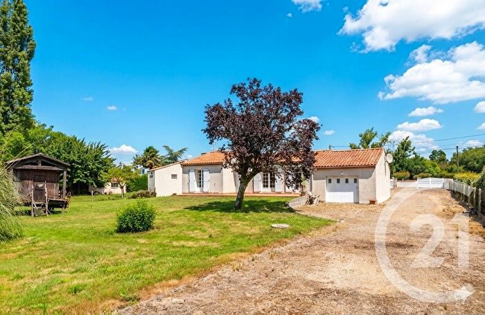 Maison à vendre - Avrillé - 4 pièces - 2 chambres