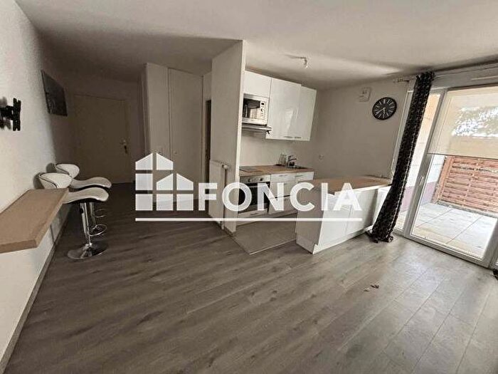 Appartement à louer - Route de Verneuil, Les Mureaux - 2 pièces - 1 chambre
