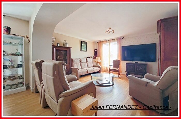 Maison à vendre - Châtellerault, Sud Ouest - 8 pièces - 6 chambres