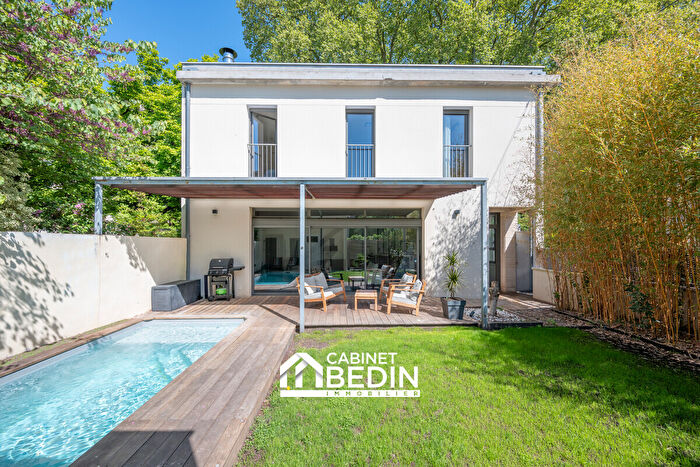 Maison à vendre - Le Bouscat, Centre-ville, Robert Schuman - 7 pièces - 5 chambres