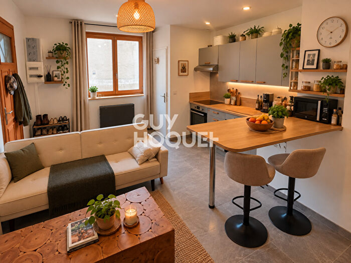 Maison 2 pièces à Miribel, à vendre