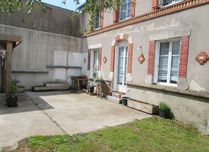 Fay-aux-Loges : Maison 3 pièces à louer