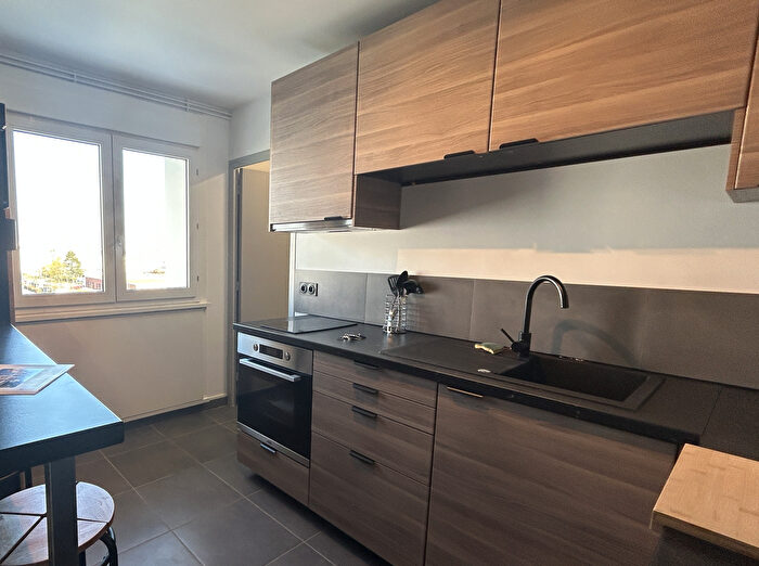 La Chapelle-Saint-Luc, Vieille ville : Appartement 1 pièce à louer