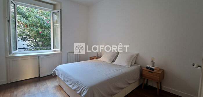 Appartement à vendre - Quartiers Centre, Colombier - 2 pièces - 1 chambre