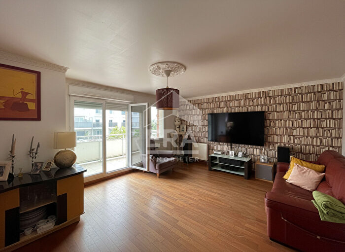 Appartement à vendre - Saint-Denis, La Plaine Saint-Denis - 5 pièces - 4 chambres