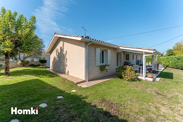 Maison à vendre - Saint-Quentin-de-Baron - 4 pièces - 3 chambres