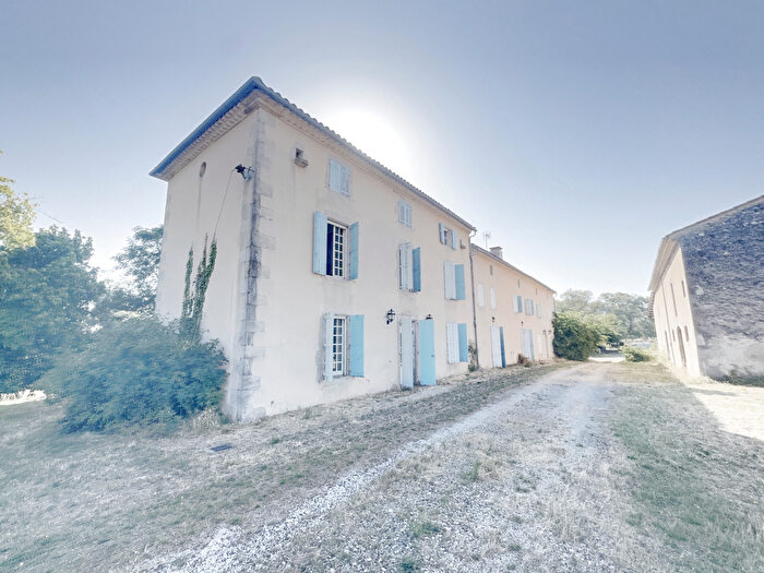 Soual : Maison 11 pièces à vendre