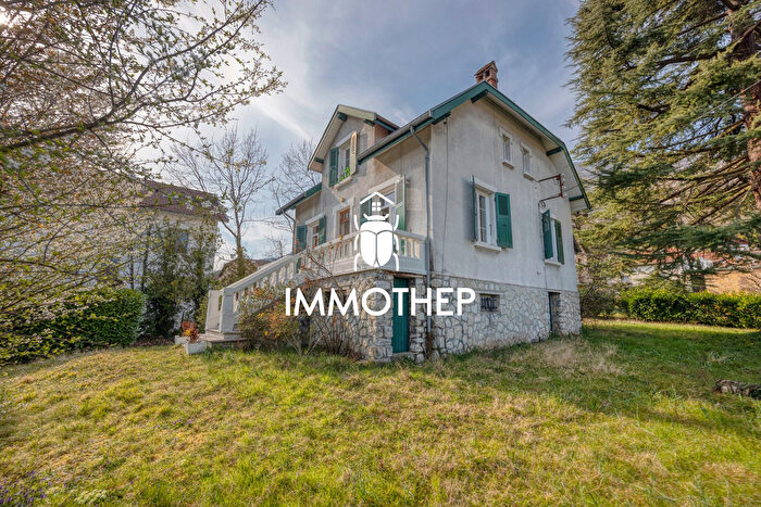 Maison à vendre - Corenc - 8 pièces - 6 chambres