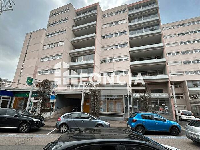 Appartement à louer - Centre, Firminy - 4 pièces - 3 chambres