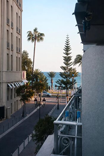 Appartement à vendre - Nice, Carré dor - 2 pièces - 1 chambre