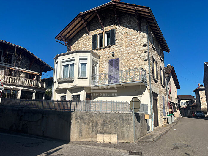 Neuville-sur-Ain - Maison 4 pièces à louer