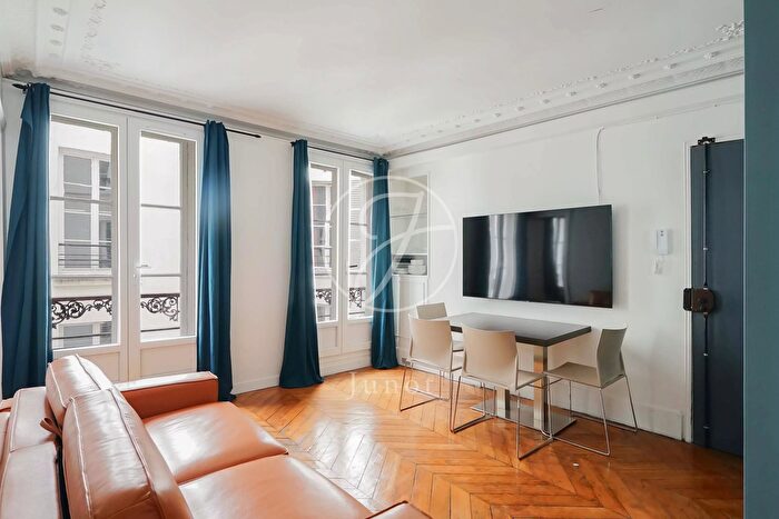 Appartement à vendre - Paris er , Châtelet, Les Halles - 3 pièces - 2 chambres