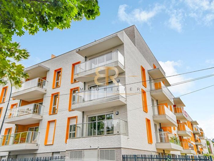 Appartement 3 pièces à vendre à Aubervilliers, Robespierre, Cochennec, Péri