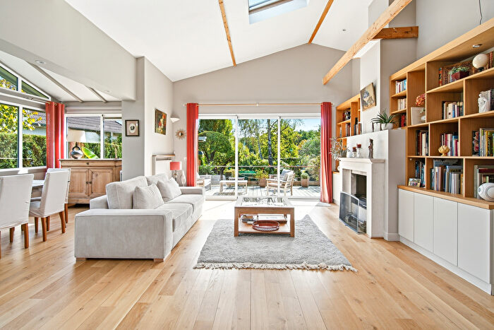Maison 7 pièces à L'Étang-la-Ville, à vendre