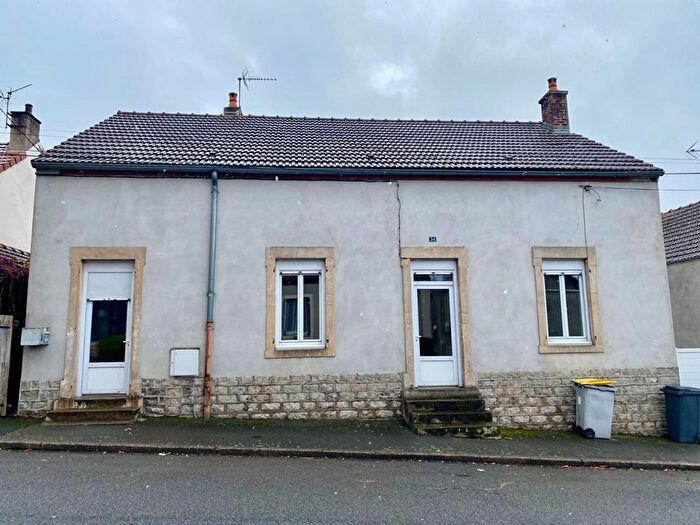 Montceau-les-Mines : Maison 4 pièces à vendre