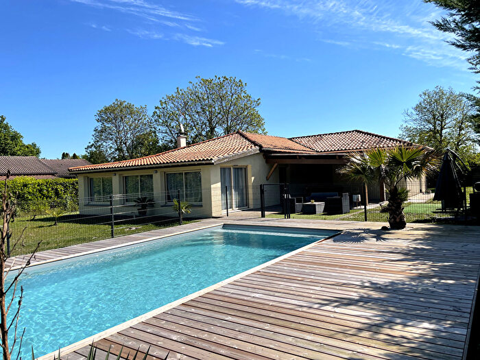 Maison à vendre - Arsac - 5 pièces - 4 chambres