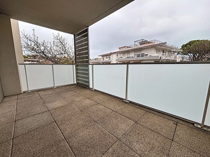 Appartement 3 pièces à Cagnes-sur-Mer, Les Vallières, Le Malvan, Les Travails, La Combe, à louer