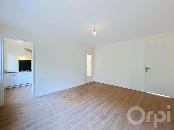 Charentonneau, Maisons-Alfort : Appartement 3 pièces à louer