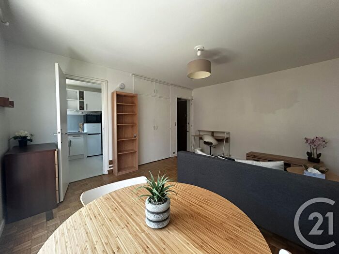Appartement 1 pièce à louer à Saint-Maur-des-Fossés, Parc de Saint-Maur