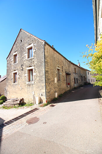 Maison à vendre - Villars-Fontaine - 4 pièces - 3 chambres