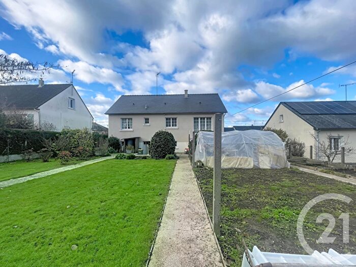 Maison à vendre - Quelaines-Saint-Gault - 5 pièces - 3 chambres