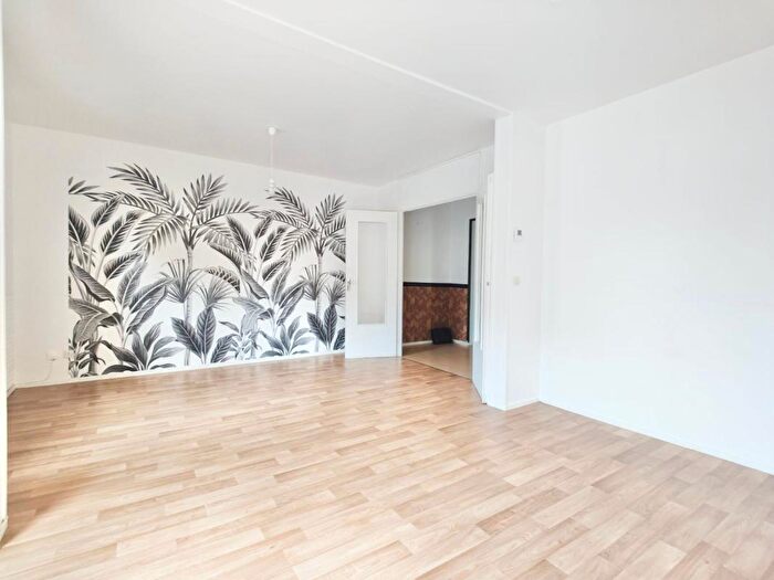 Chartres, La Madeleine : Appartement 4 pièces à vendre
