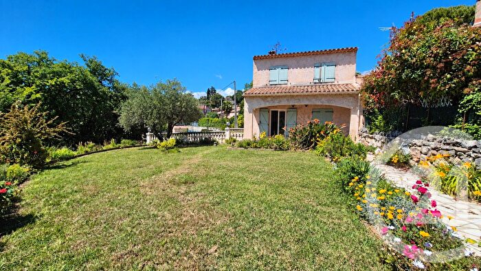 Maison 4 pièces à vendre à Cagnes-sur-Mer, Les Vallières, Le Malvan, Les Travails, La Combe