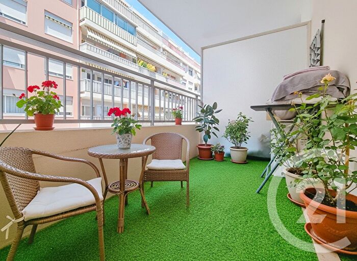 Appartement 1 pièce à Vallauris, Golfe Juan, Vieux Port, à vendre