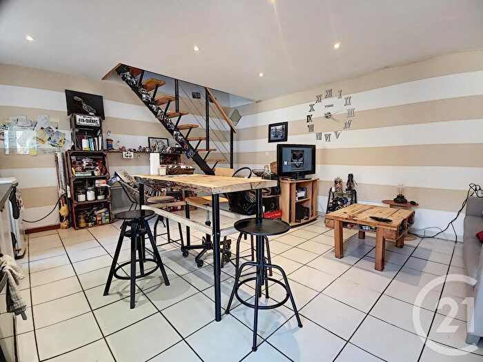 Maison à vendre - Chantelle - 12 pièces - 6 chambres