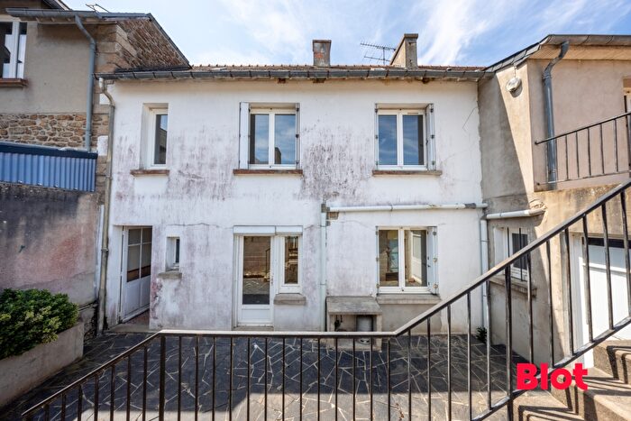 Ploubalay : Maison 9 pièces à vendre